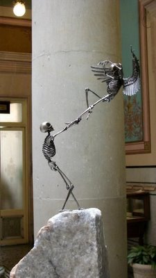 Skeleton Sculptures - XciteFun.net