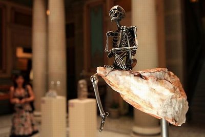 Skeleton Sculptures - XciteFun.net