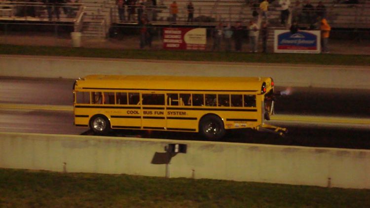 Drag-Racing Buses!!!AMAZING !!!DANGEROUS!!! FUNNY!!! - XciteFun.net