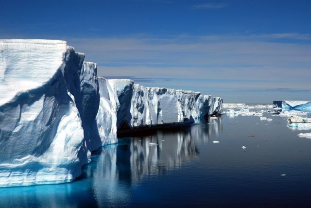 Ice Burgs!!!!Mind Blowing!!!-2 - XciteFun.net