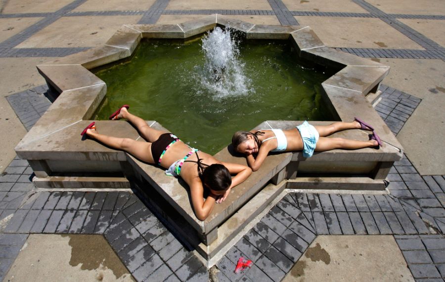 Tips of Surviving Hot Weather - XciteFun.net Tips of Surviving Hot Weather - XciteFun.net