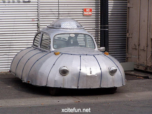 Volkswagen Beetle - The Crazy Classic - XciteFun.net