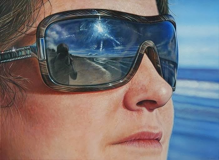 Reflected Paintings On Sunglasses - XciteFun.net